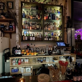 OZ BY OZ - Updated July 2025 - 58 Photos & 25 Reviews - 113 King St ...