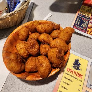 THE CAPTAIN’S CAP - Updated October 2025 - 41 Photos & 50 Reviews - 670 ...