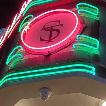 STADIUM THEATRE PERFORMING ARTS CENTER - Updated December 2025 - 44 ...