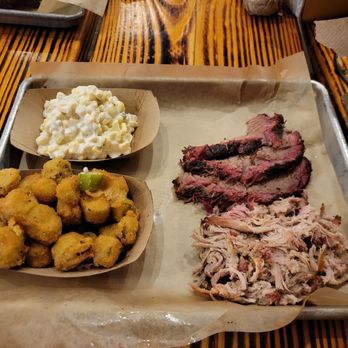 INTRINSIC SMOKEHOUSE & BREWERY - 524 Photos & 592 Reviews - 509 W State ...