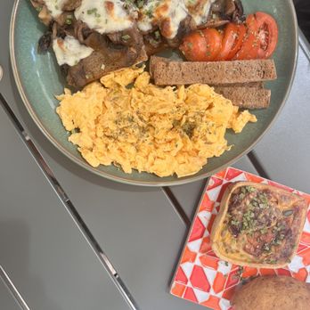 QUASE CAFÉ - Updated March 2025 - 67 Photos & 30 Reviews - R. do ...