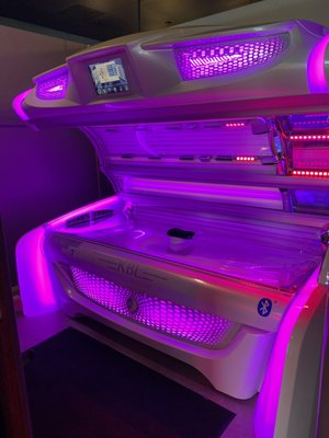 SEATTLE SUN TAN - Updated October 2025 - 10 Reviews - 277 West Prairie ...