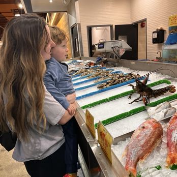 FRESH INTERNATIONAL MARKET - Updated December 2025 - 53 Photos & 38 ...