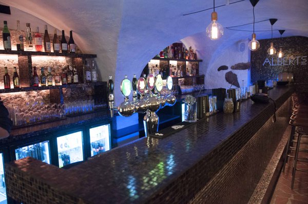 ALBERTS COCKTAIL BAR - Updated September 2025 - Store Torv 3, Aarhus ...