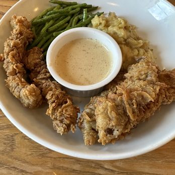 PECAN POINT GASTROPUB & BREWERY - Updated October 2025 - 341 Photos ...