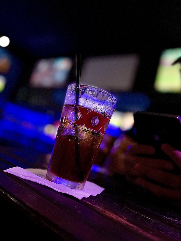 SLACKERS BAR - Updated September 2025 - 29 Photos & 18 Reviews - 7959 ...