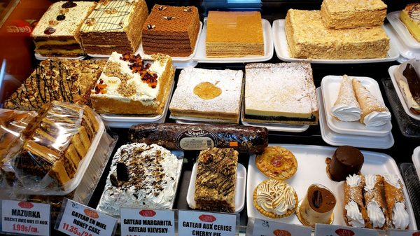 DELI QUEEN - Updated December 2025 - 11 Photos - 4968B Chemin Queen ...