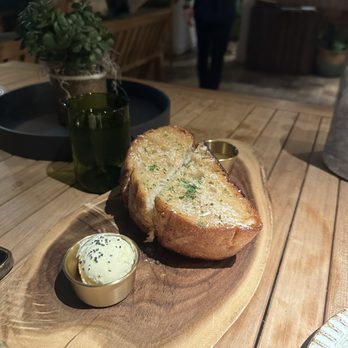 BEACHLIFE GROTTO - Updated November 2024 - 90 Photos & 72 Reviews ...