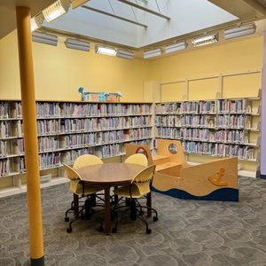 MUNCIE PUBLIC LIBRARY - MUNCIE - Updated December 2024 - 2005 S High St ...