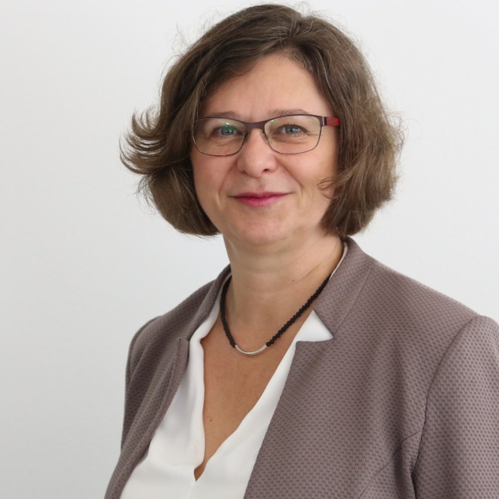 Annette Clement's Instagram, Twitter & Facebook on IDCrawl