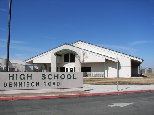 TEHACHAPI HIGH SCHOOL - Updated October 2025 - 801 Dennison Rd, Tehachapi, California - Middle ...