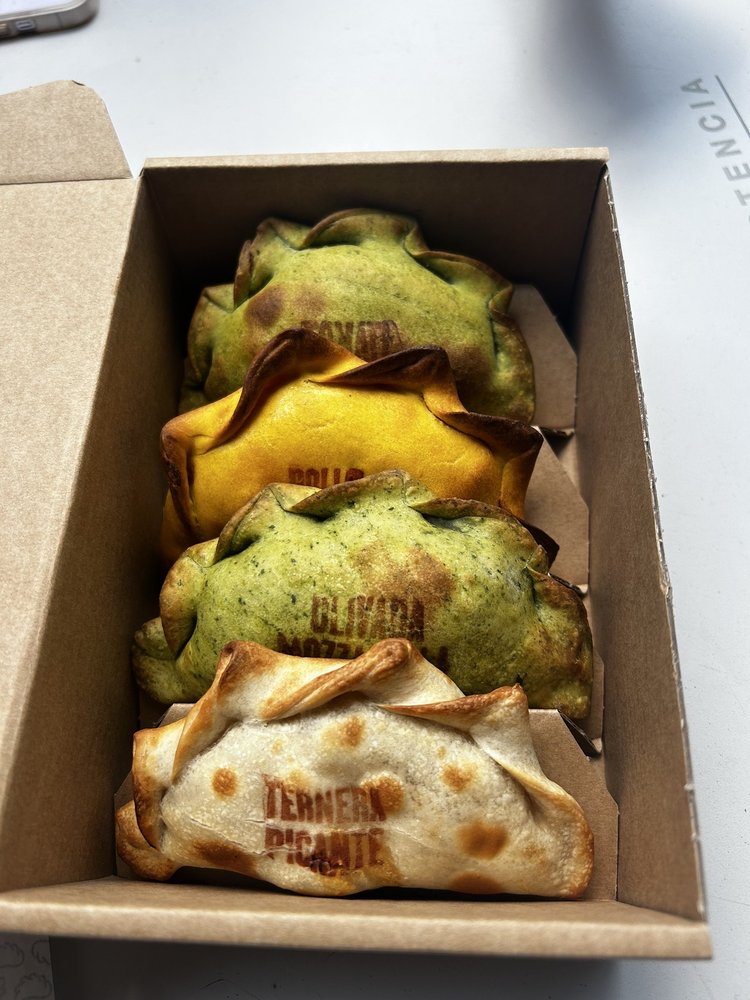 LAS MUNS - Updated December 2025 - 47 Photos & 25 Reviews - Ronda Sant ...