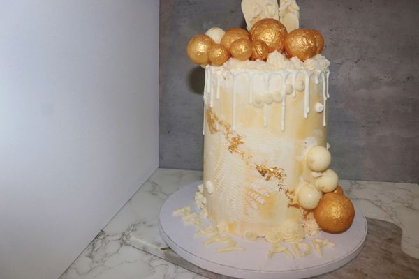 THE CAKELICIOUS BAKERY - Updated July 2025 - Katy, Texas - Custom Cakes ...