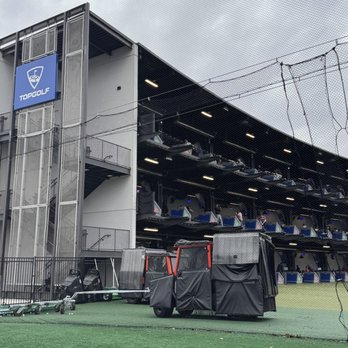 TOPGOLF - Updated June 2024 - 421 Photos & 211 Reviews - 780 Logan Ave ...