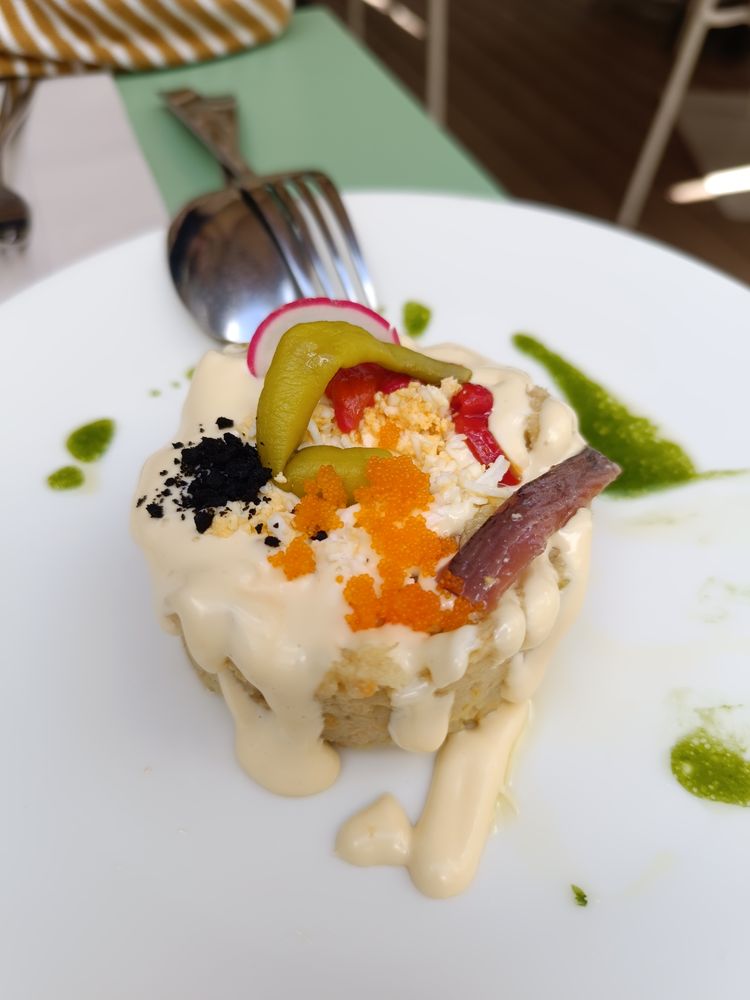 LA MARUCA - LÓPEZ DE HOYOS - Updated June 2024 - C. de López de Hoyos ...