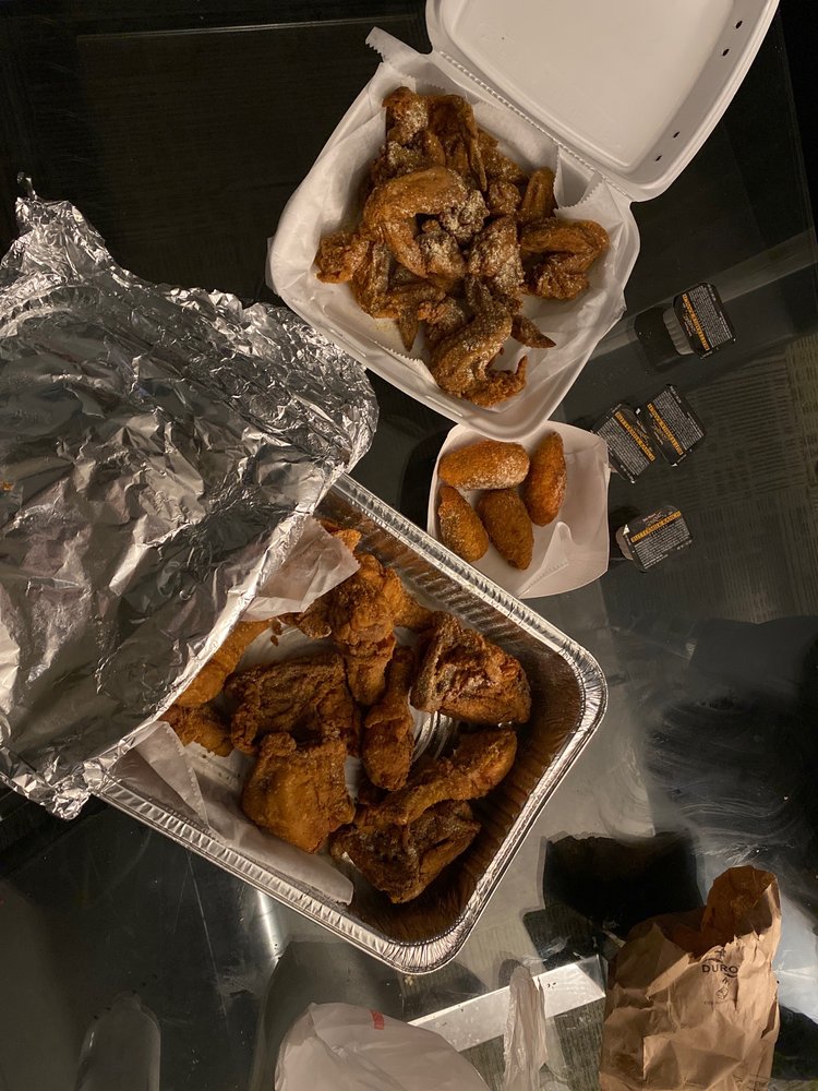 EASTSIDE FISH FRY & GRILL - 172 Photos & 139 Reviews - 2417 E Kalamazoo ...