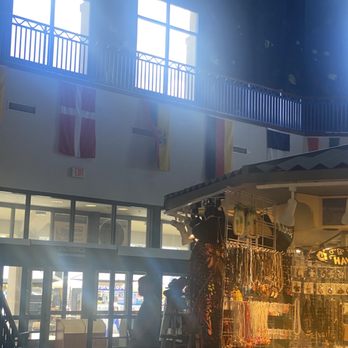 NAVY EXCHANGE PEARL HARBOR - Updated December 2025 - 1076 Photos & 357 ...