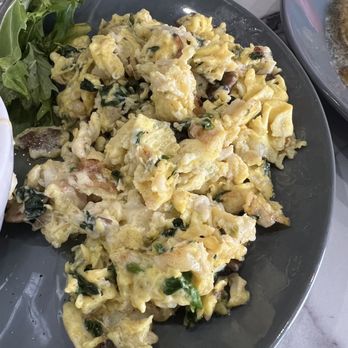 KUZZOS CHICKEN & WAFFLES - Updated July 2025 - 695 Photos & 824 Reviews ...