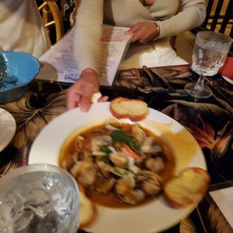 PONDS HILO - Updated October 2025 - 618 Photos & 590 Reviews - 135 ...