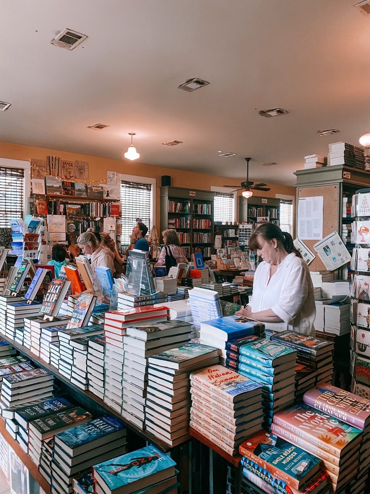 SUNDOG BOOKS - Updated December 2024 - 114 Photos & 79 Reviews - 89 ...