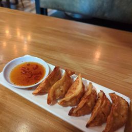 TIGER DEN - Updated October 2025 - 2103 Photos & 1374 Reviews - 9889 ...