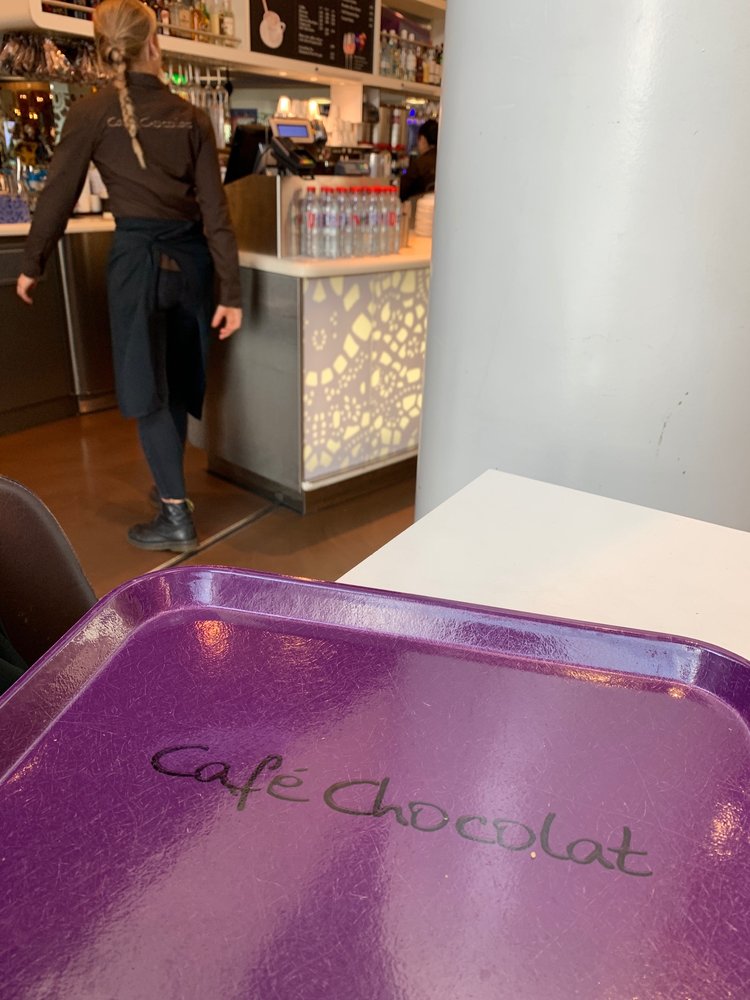 CAFE CHOCOLAT - 14 Photos - Lounge 1, Schiphol, Noord-Holland, The ...