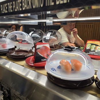 KURA REVOLVING SUSHI BAR - Updated September 2025 - 233 Photos & 136 ...