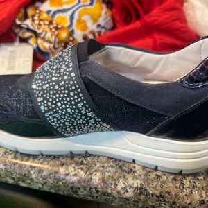 VIM JEANS & SNEAKER STORE - Updated April 2025 - 2004 86th St, Brooklyn ...