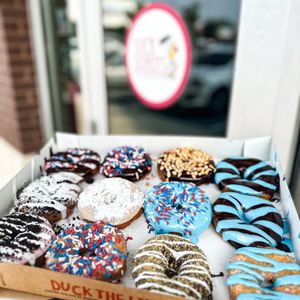 DUCK DONUTS - Updated November 2024 - 168 Photos & 111 Reviews - 101 ...