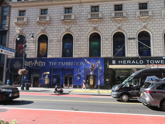 HERALD TOWERS - Updated August 2025 - 78 Photos & 157 Reviews - 50 W ...