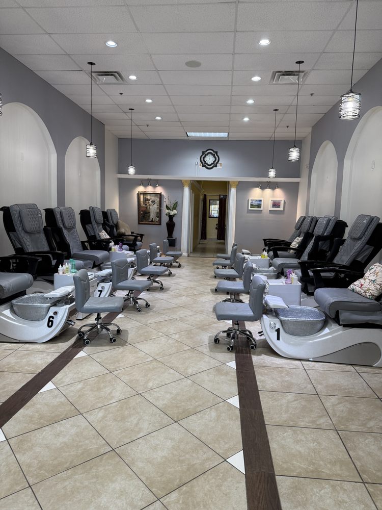 PRO NAILS AND SPA - Updated July 2025 - 66 Photos & 52 Reviews - 18021 ...