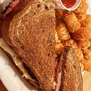 FRED’S ARENA BAR & STEAKHOUSE - 39 Photos & 47 Reviews - 9650 S Avra Rd ...