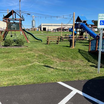 SINGING SPRING FOOD - Updated December 2025 - 19 Photos & 13 Reviews ...