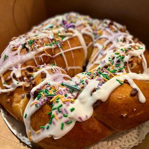 GOLDEN HARVEST BAKERY & CAFE - Updated December 2024 - 62 Photos & 49 ...