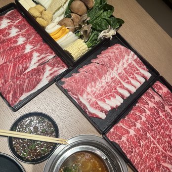 MUMU HOT POT - Updated October 2025 - 410 Photos & 240 Reviews - 925 Blossom Hill Rd, San Jose ...