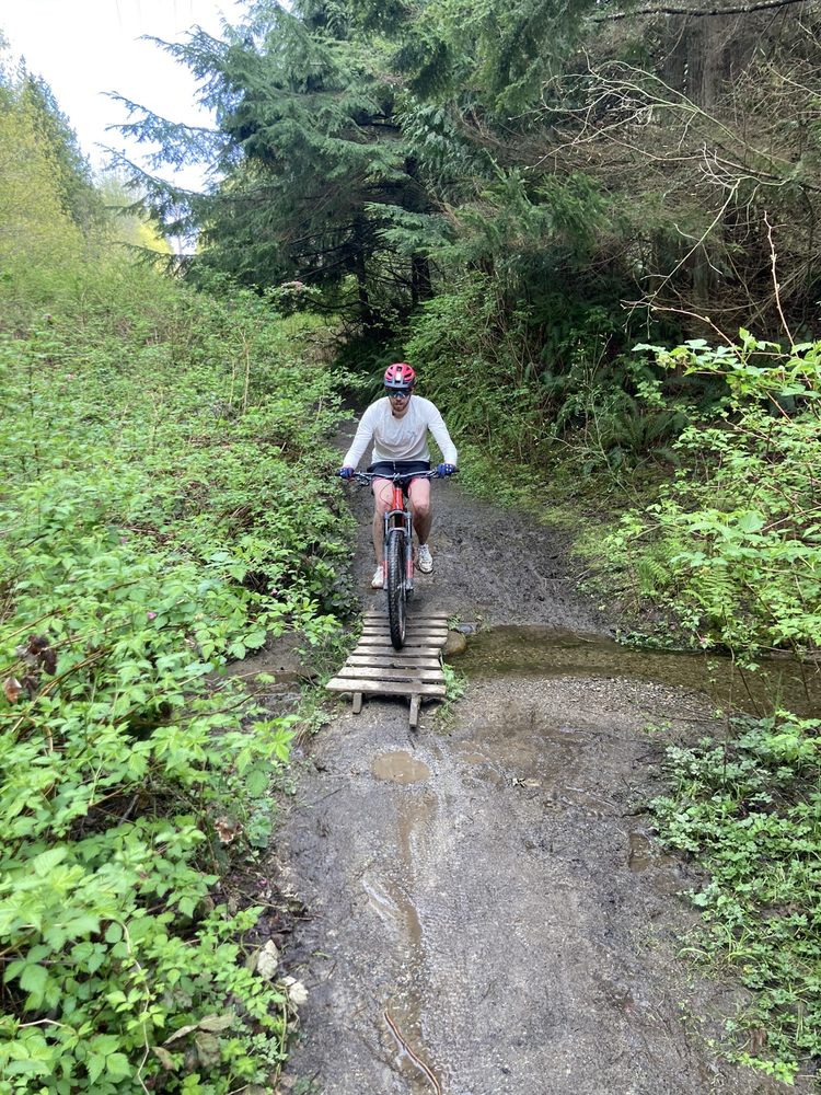 JACK’S BICYCLE CENTER - Updated December 2024 - 34 Reviews - 1907 Iowa ...