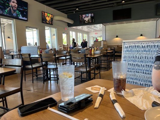 THE ROCK BAR & GRILL - Updated October 2025 - 60 Photos & 129 Reviews ...