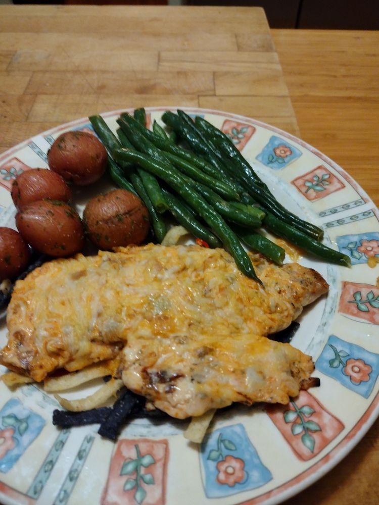 ANGIE’S INN ON THE GRAND - Updated October 2025 - 15 Photos - 824 W ...