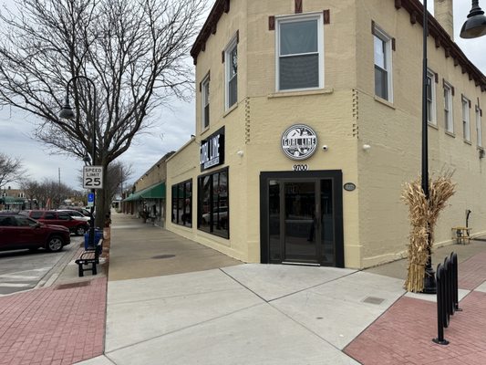 THE GOAL LINE - Updated March 2025 - 55 Photos - 9700 Franklin Ave ...