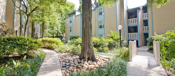 OAK CREEK - Updated May 2025 - 25 Photos & 18 Reviews - 2001 Oak Creek ...