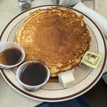 GOLD BURGER DINER - Updated May 2025 - 111 Photos & 99 Reviews - 109 W ...