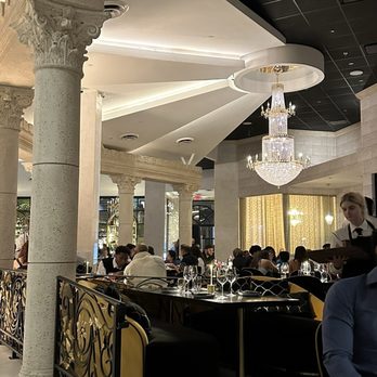 ZAKIA MODERN LEBANESE - Updated July 2025 - 634 Photos & 212 Reviews ...