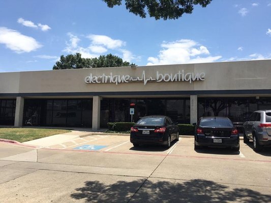 ELECTRIQUE BOUTIQUE - 37 Photos & 25 Reviews - 2152 W Nw Hwy, Dallas ...