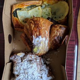 WAYFARER BREAD & PASTRY - 756 Photos & 516 Reviews - 5525 La Jolla Blvd ...
