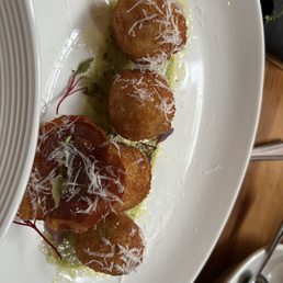 FIN POINT OYSTER BAR & GRILL - Updated September 2025 - 828 Photos ...