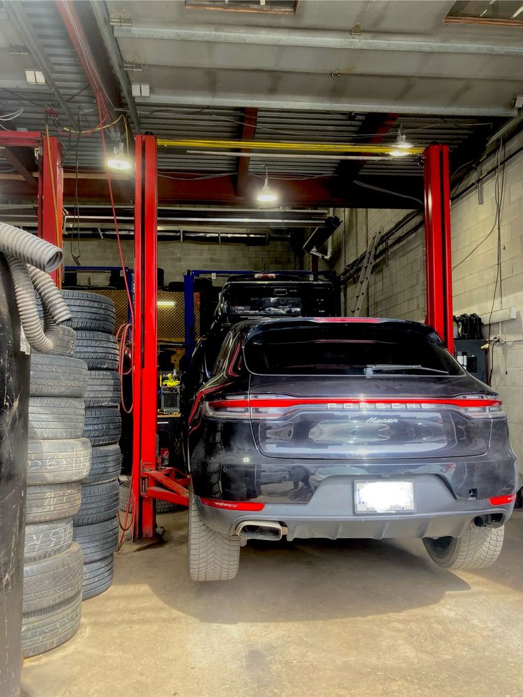 NEW YORK GARAGE - Updated January 2026 - Request a Quote - 10 Photos ...