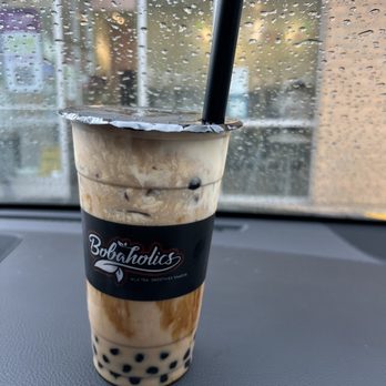 BOBAHOLICS - Updated July 2024 - 865 Photos & 550 Reviews - 1055 E ...
