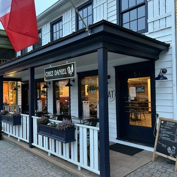 CHEZ DANIEL - Updated October 2024 - 44 Photos & 22 Reviews - 51 Bridge ...