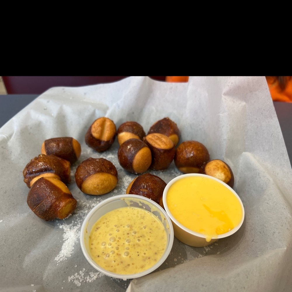 BIG BOY - Updated December 2025 - 31 Photos & 35 Reviews - 4950 Wilson ...