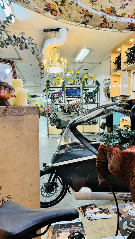 CURBSIDE CYCLE - Updated January 2026 - 25 Photos & 68 Reviews - 412 ...